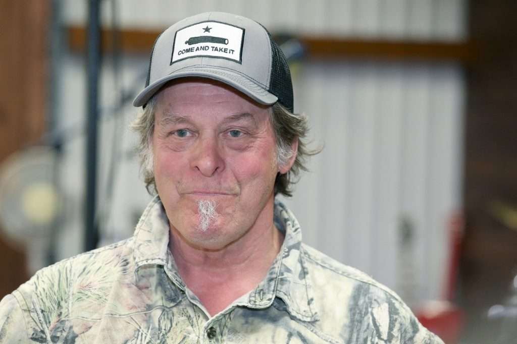 Roasting Rock Stars In Their 70’s - Aoide