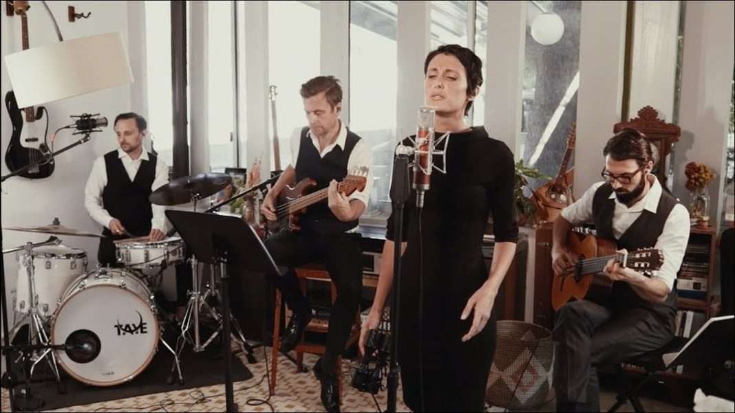 Favorite Lounge Singers - Part One - Aoide