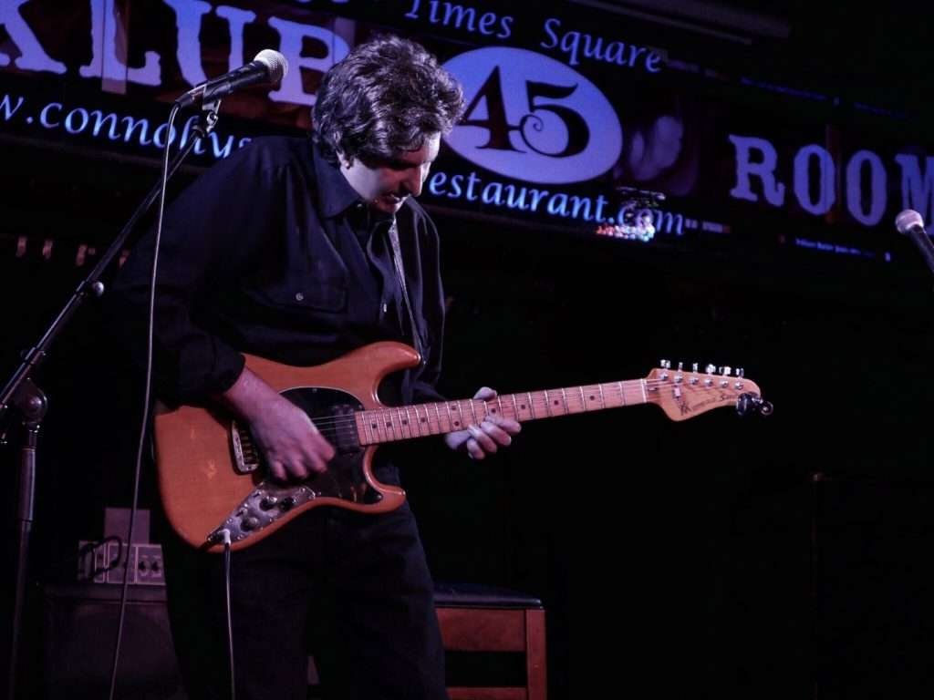 Dean and the Singing Blue Jeanne’s - Aoide